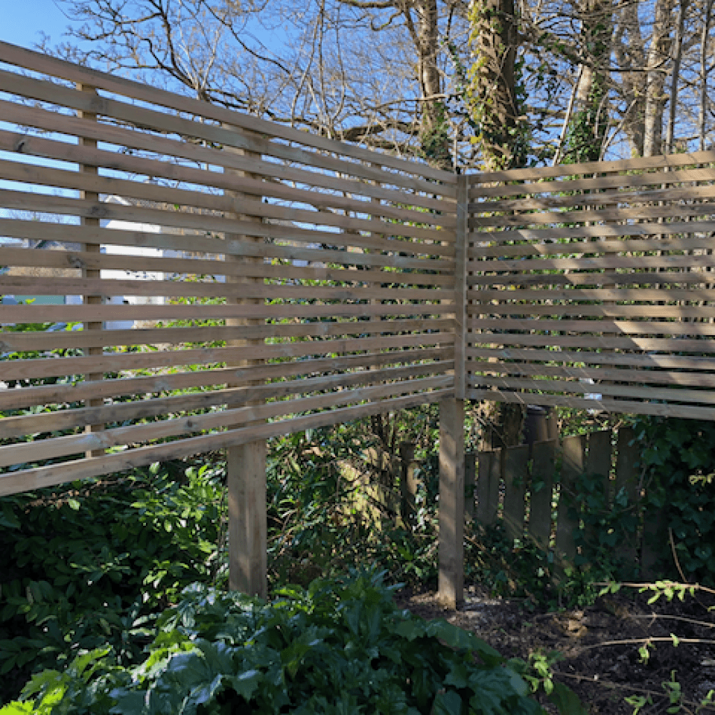 Garden Screen – Ollies Gardens