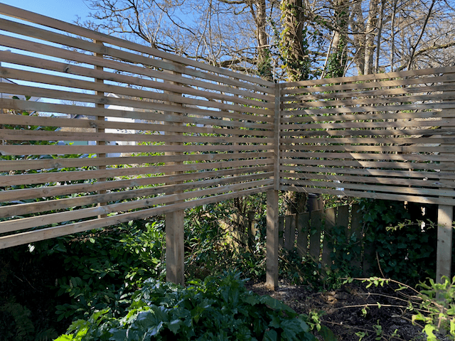 Garden Screen – Ollies Gardens